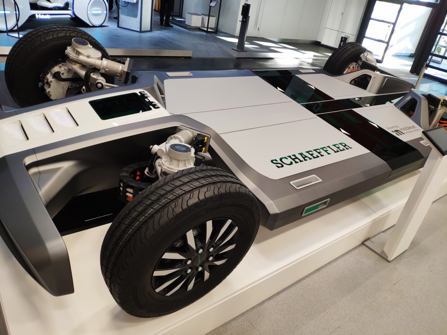 Easelink demonstrates Matrix Charging® at IAA Mobility 2021 - Easelink